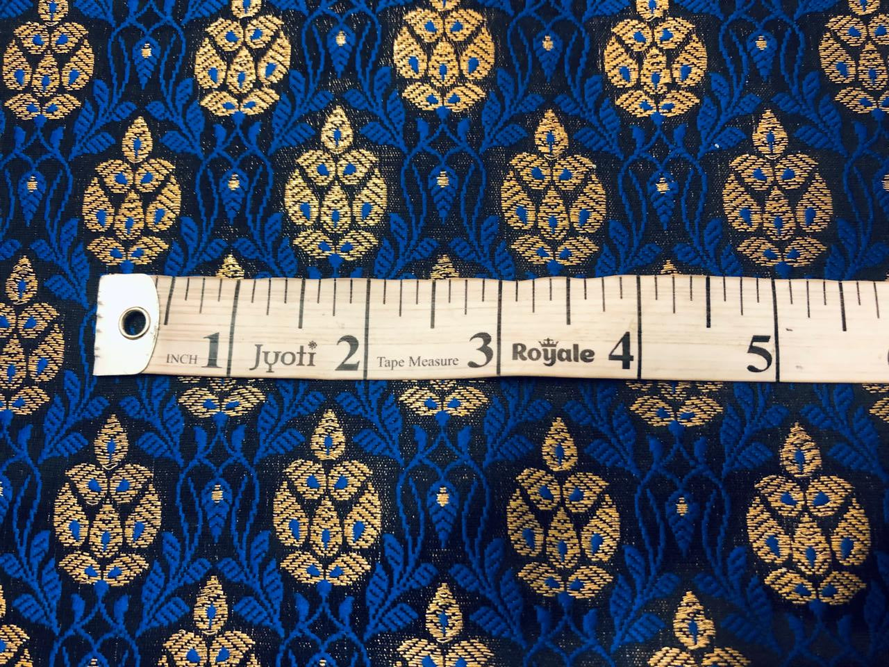 Silk Brocade fabric with metallic gold jacquard motifs all over 44"wid ...